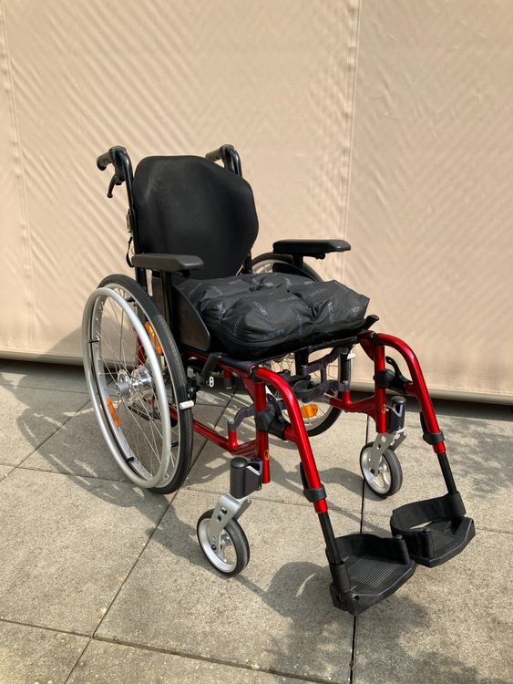 Rollstuhl MyOn / Vicar Sitzkissen / Ottobock Rückenschale (Gebraucht ...