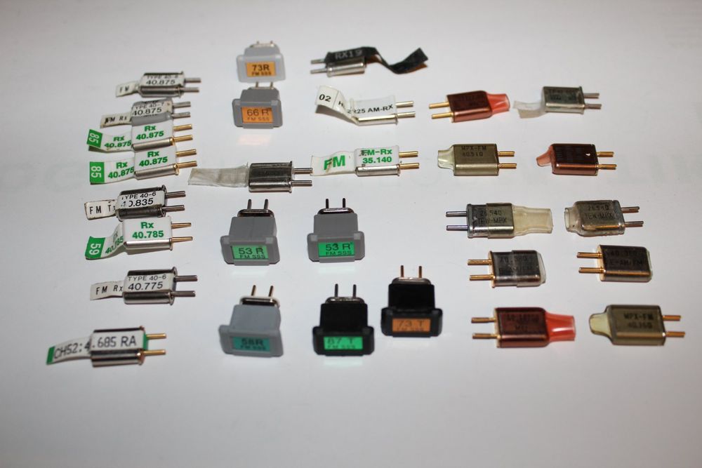 Graupner MX22 Hott/40/35Mhz-Modulen, 19 Empfänger, 19 Quarze (Defekt ...
