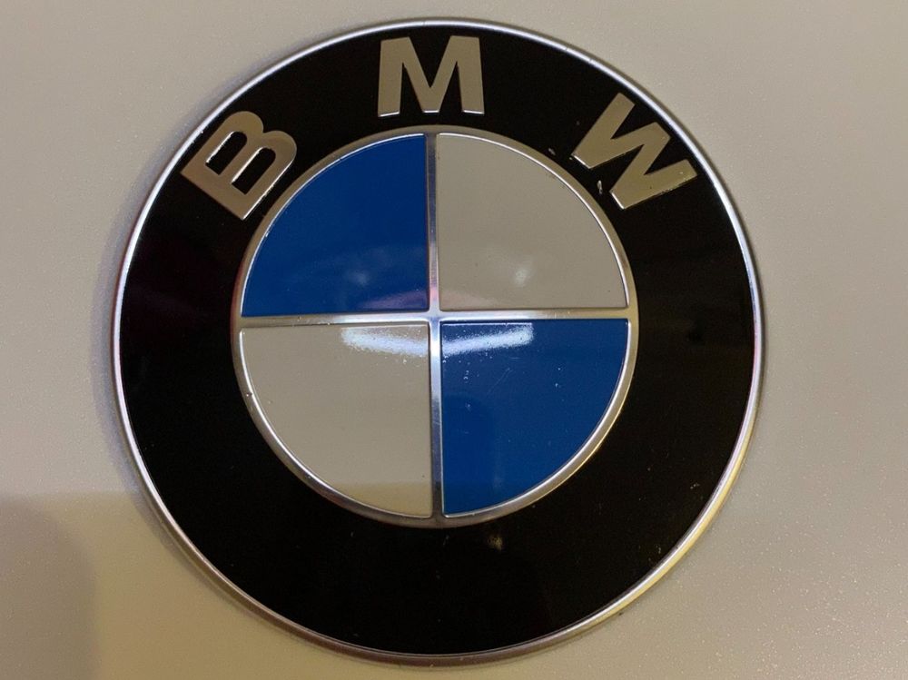 Original BMW Front Emblem (Gebraucht) in Frauenfeld für CHF 6.9 – mit ...