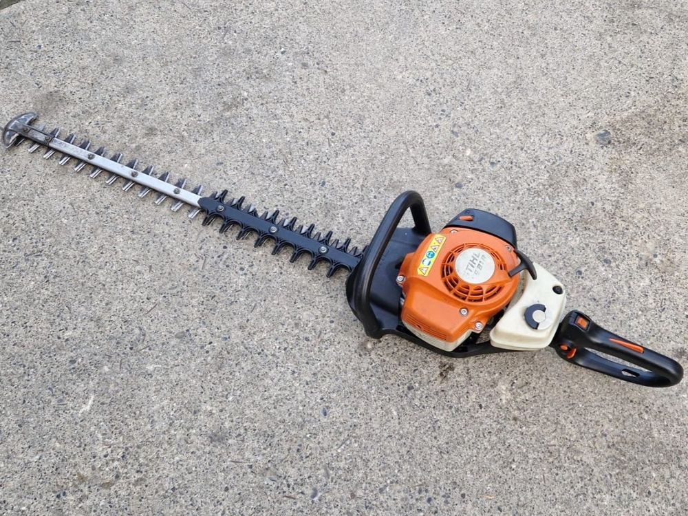 Stihl Heckenschere HS 81 R (Defekt) in Niederwil AG für CHF 155 – nur Abholung auf Ricardo kaufen