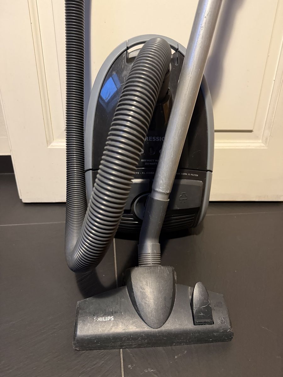 Aspirateur traîneau Philips Expression 1800W + 2x S Bag (D'occasion) à ...