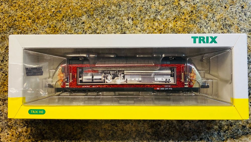Trix 22713 Re 460 033-4 / Märklin / Spieluhr (Neu und originalverpackt ...