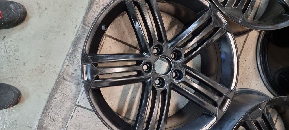 VW Golf R Original Felgen 8x19 ET50 | Kaufen auf Ricardo
