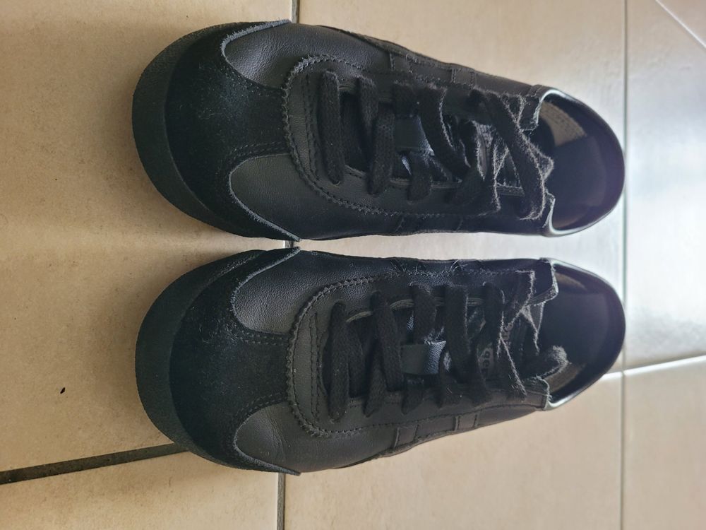 Onitsuka tiger noire pointure 37 (Gebraucht) in Collonges für CHF 41 ...