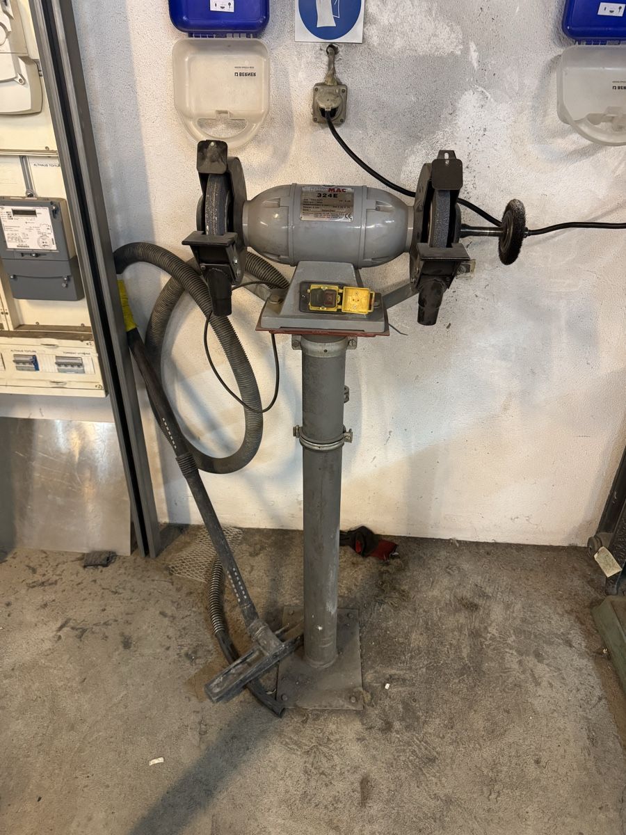 Meule d'établi PROMAC 324E (D'occasion) à Lausanne pour CHF 57 ...