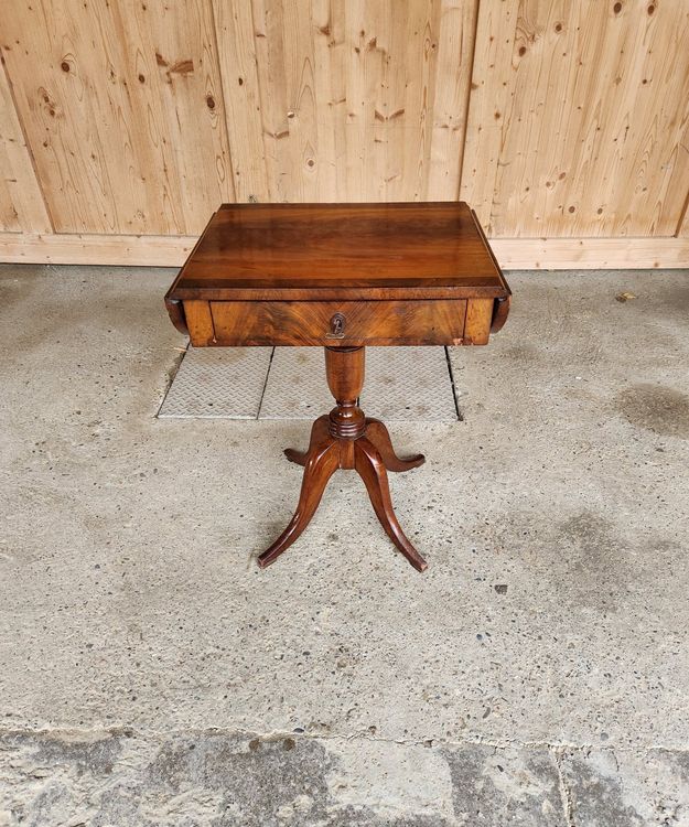 Antiker Kleiner Tisch Um 1840 (Gebraucht) in Wauwil für CHF 105 – nur ...