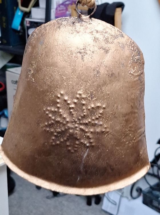 Cloche en métal (Neu (gemäss Beschreibung)) in Crans VD für CHF 20 ...