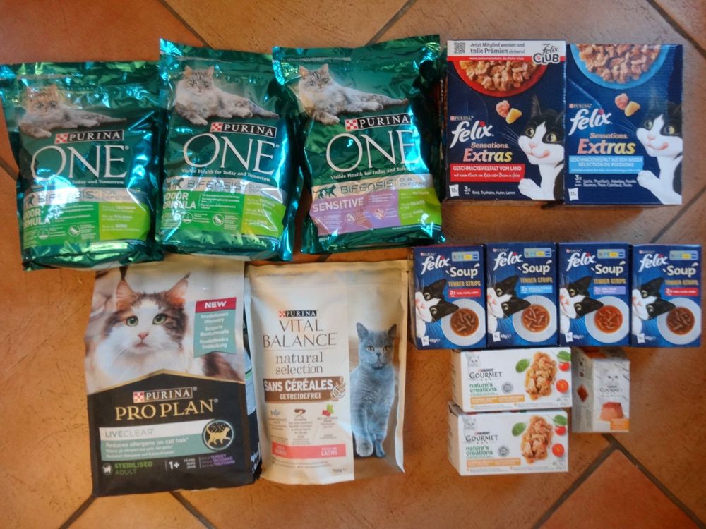 Grosse Set Katzenfutter 9 Kg (Neu und originalverpackt) in Rekingen AG ...