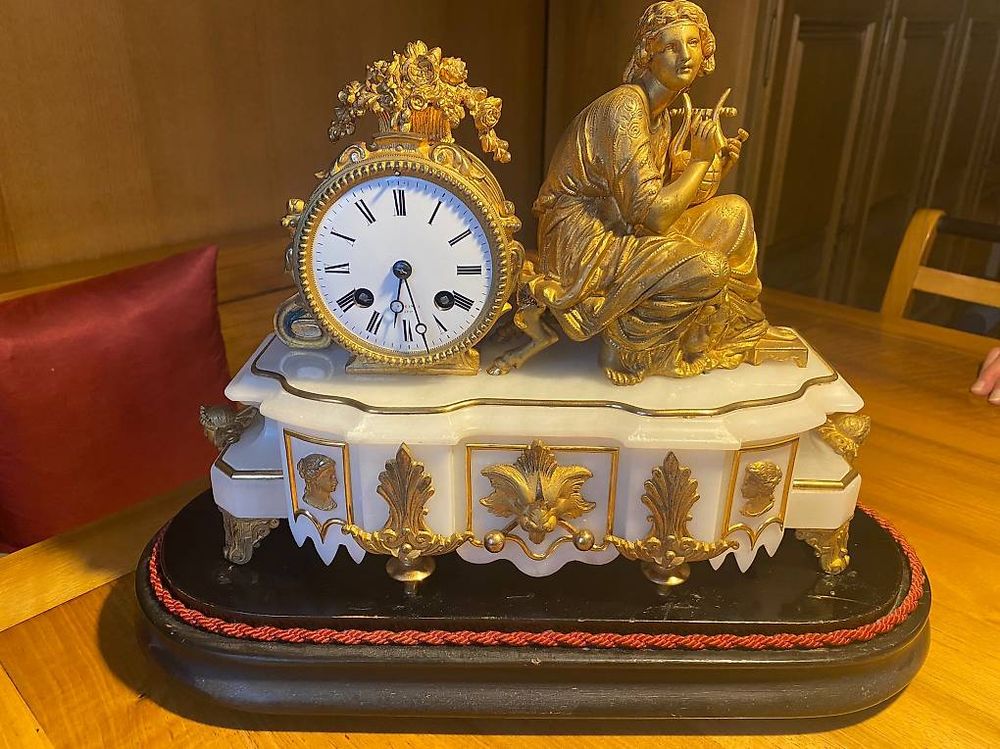 Antike Kaminuhr (Gebraucht) in Rorschacherberg für CHF 550 – nur Abholung auf Ricardo kaufen