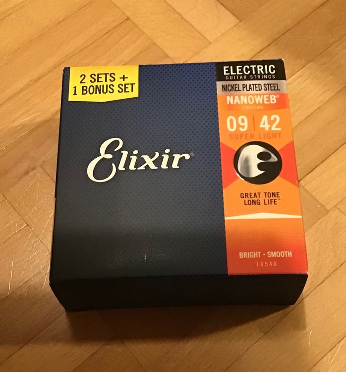 Elixir Nanoweb E-Gitarre Seiten 09-42 3er Pack (Neu und originalverpackt) in Spreitenbach für ...