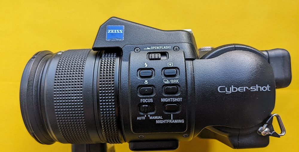 Sony DSA-F828 Digitalkamera mit Infrarotmodus, funktioniert (Gebraucht ...