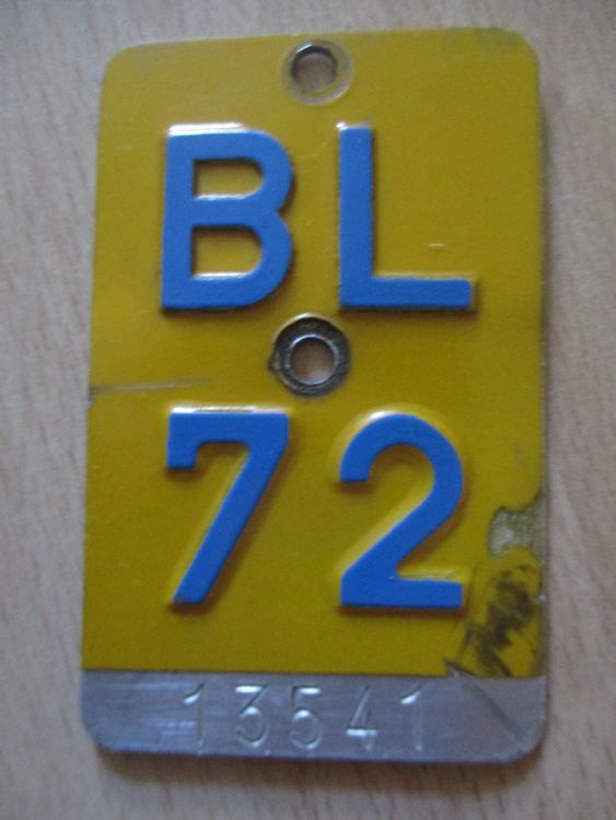FAHRRADNUMMER MOFANUMMER BL 72 (Gebraucht) in Birsfelden für CHF 5 – mit Lieferung auf Ricardo ...