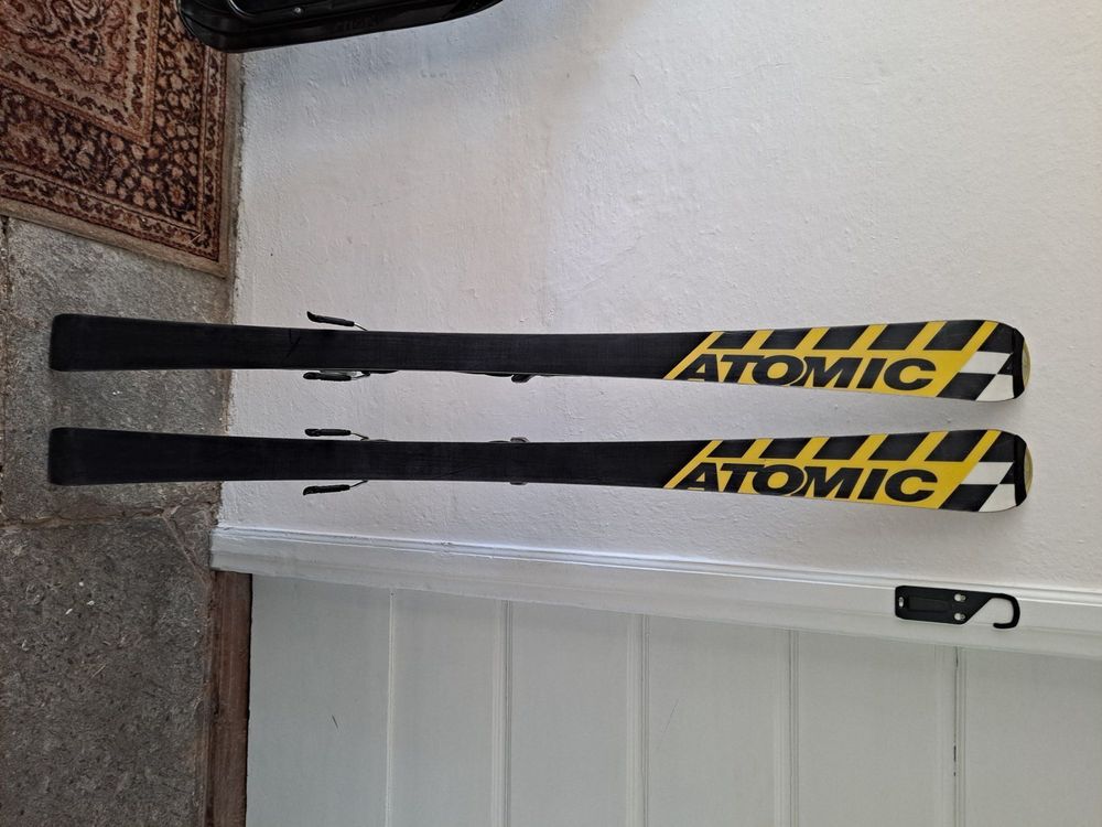 Ski Atomic SL9 M 160 cm mit Bindung (Gebraucht) in Poschiavo für CHF 29 – mit Lieferung auf ...