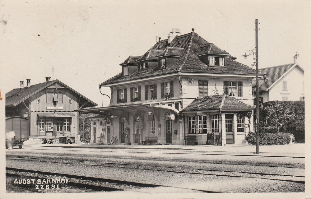 Augst-Bahnhof-Feldpost-Stempel-1934 (Gebraucht) in uttwil für CHF 18.5 – mit Lieferung auf ...