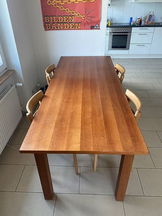 Massiver Holztisch (Gebraucht) in Basel für CHF 400 – nur Abholung auf Ricardo kaufen