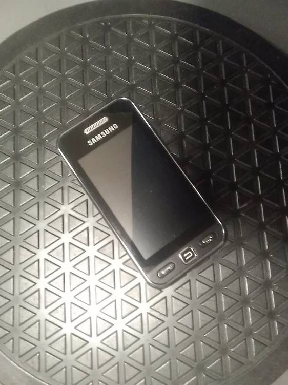 Klassisches Samsung Handy (Gebraucht) in Urtenen-Schönbühl für CHF 15 ...