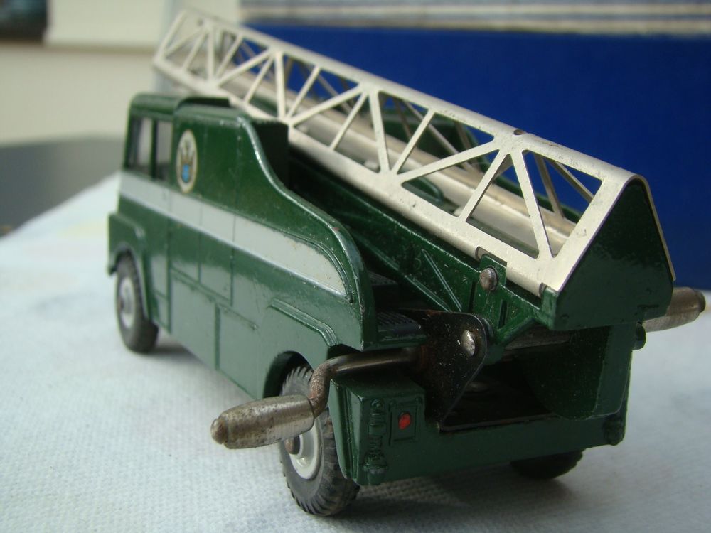 Dinky Supertoys BBC TV Extending Mast Vehicle ovp alt rar (Gebraucht ...