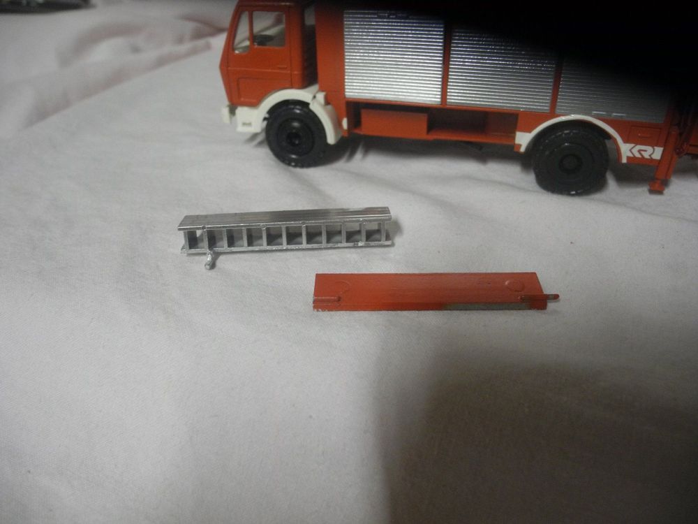CONRAD NR. 3090 MERCEDES FEUERWEHR ROSENBAUER 1:50 (Gebraucht) in ...