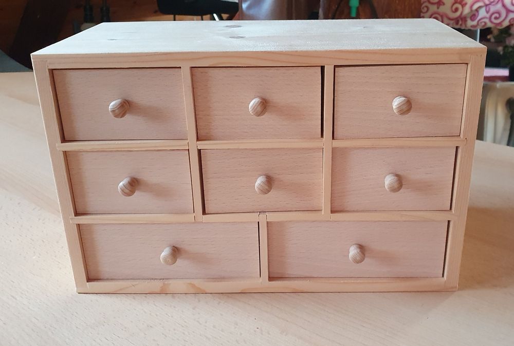 Kleines Schrankchen Holz