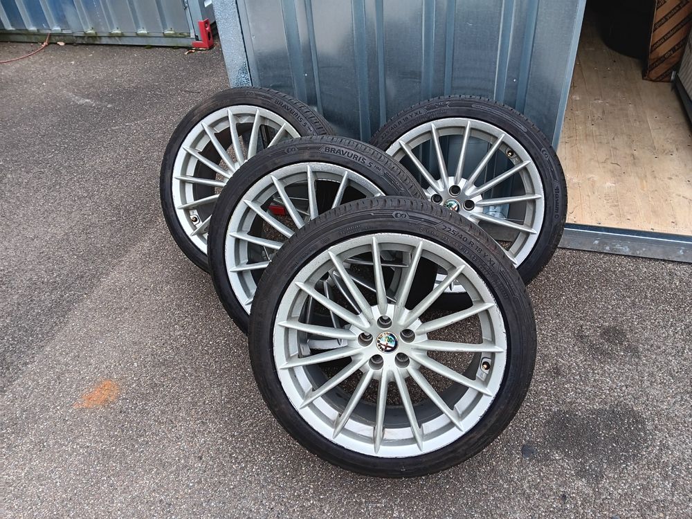 Alfa Romeo 18 " Toora Felgen Alfa 156/147/GT mit Sommerpneu (Gebraucht ...