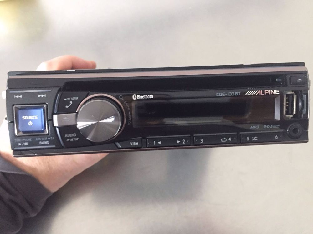 ALPINE Autoradio CDE-133BT UVP ca. 200.- (Gebraucht) in für CHF 39 ...