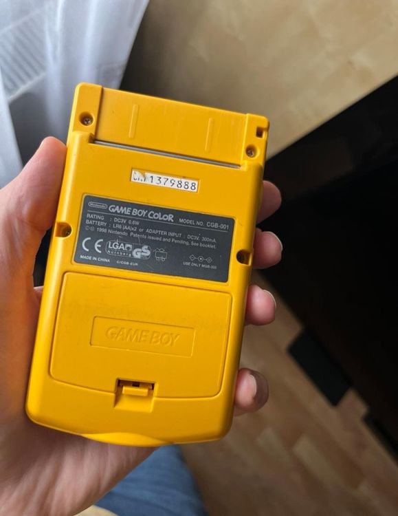 Game Boy Color Gelb + Pokémon Gelb Ab 1.- (Gebraucht) in Oberentfelden ...