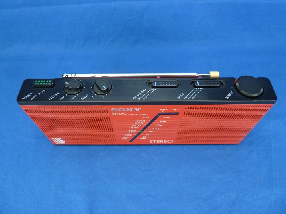 Sony SRF-50W - Kompaktes Vintage FM Stereo Radio (Gebraucht) in ...