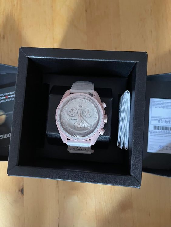 Moonwatch Swatch x Omega Rosa (Neu und originalverpackt) in Studen für ...
