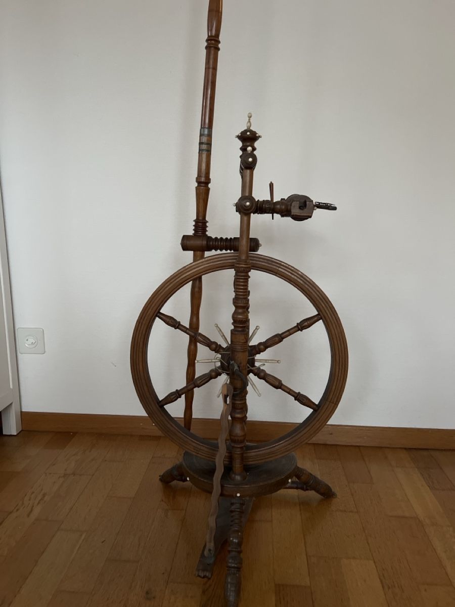 Antikes Spinnrad, Holz, Dekoration, Handarbeit, Rarität (Gebraucht) in ...