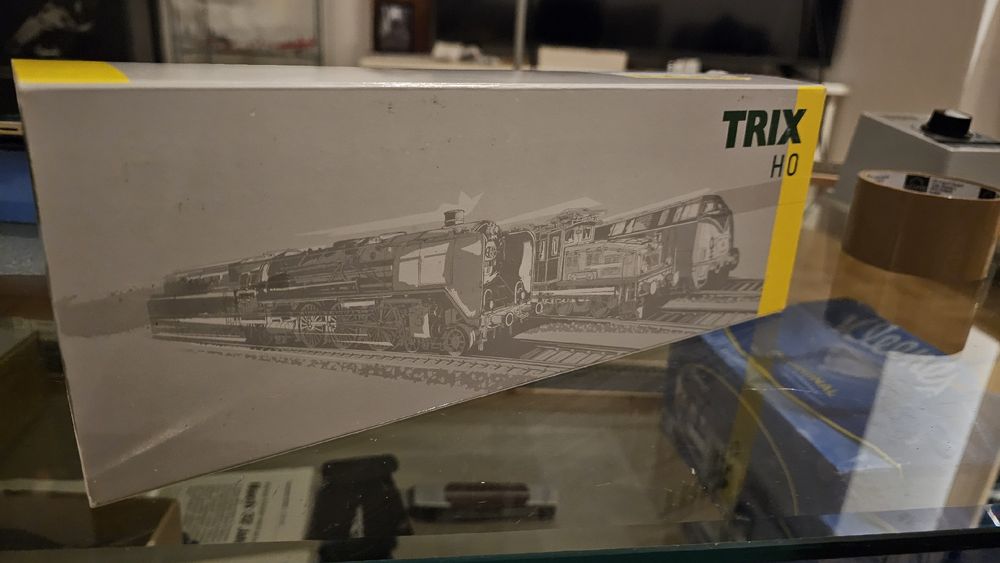 H0 Trix Re460 Leer verpackung | Kaufen auf Ricardo