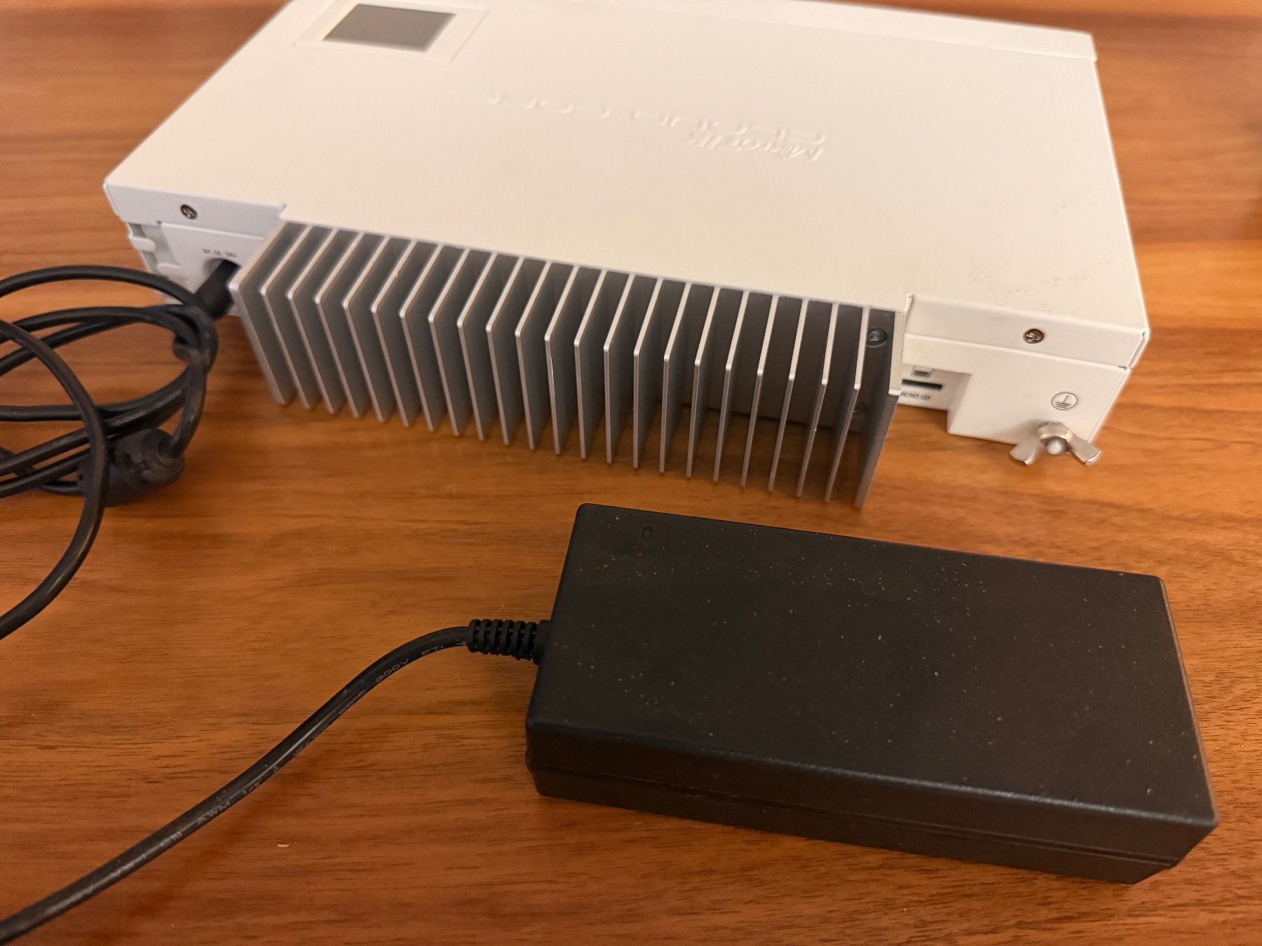 Router Mikrotik CCR1009-7G-1C-1S+PC mit 10Gbit/s, SFP+ etc. (Gebraucht ...