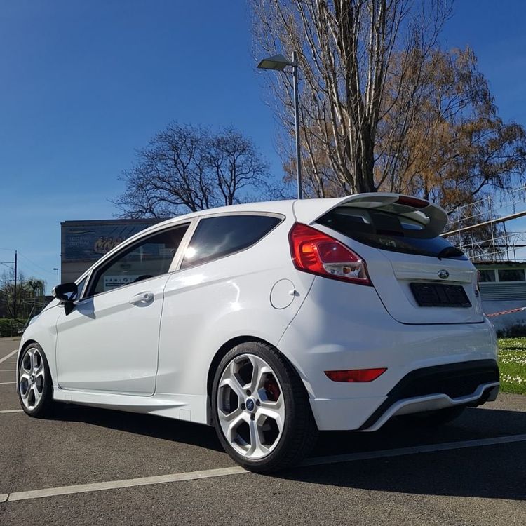 Ford Fiesta ST 1.6 Liter FRISCH AB MFK / SERVICE / 182 PS | Kaufen auf ...