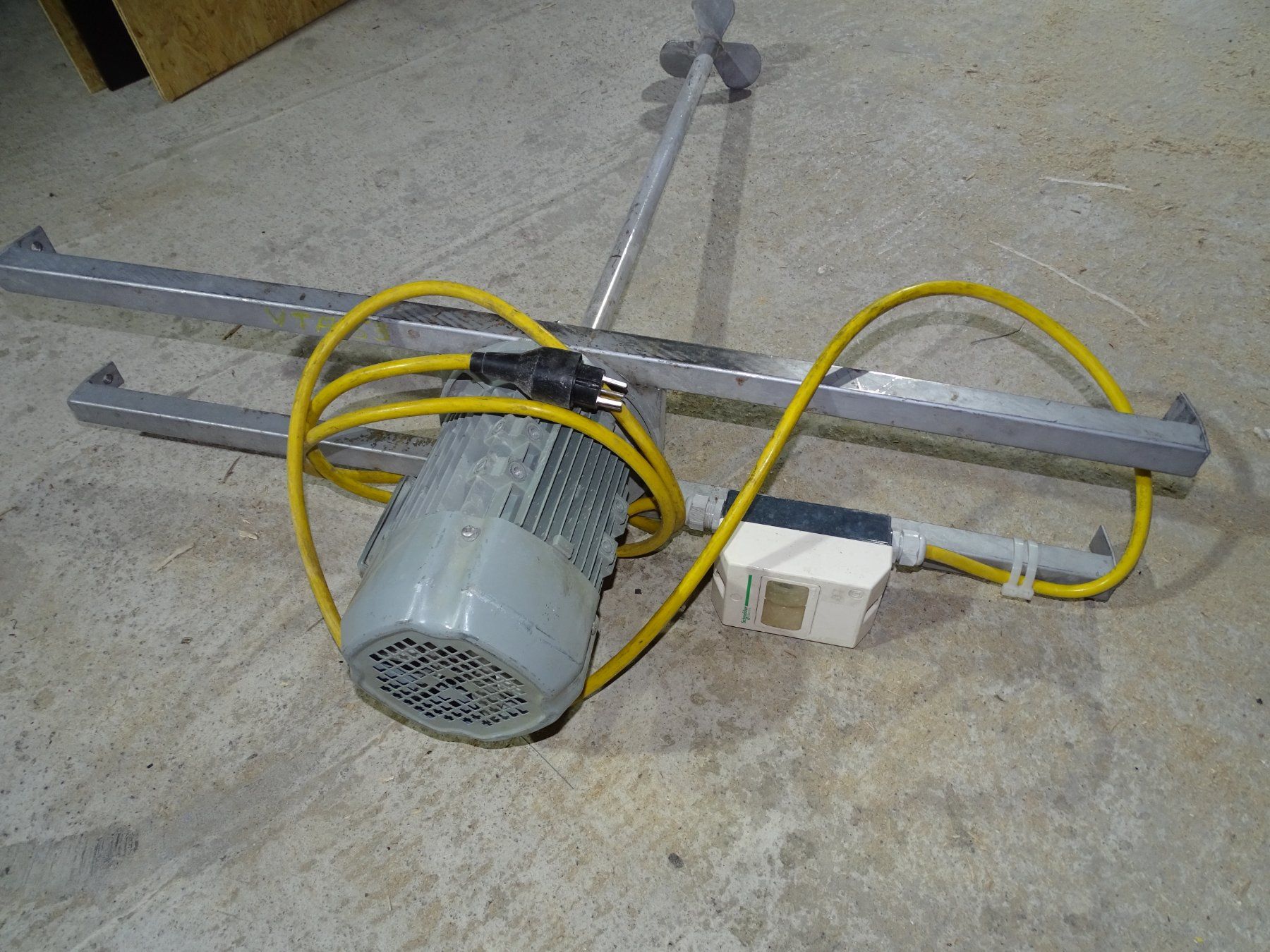 Rührwerk IBC Behälter Mischer Propeller Milchtank Mischer (Gebraucht ...