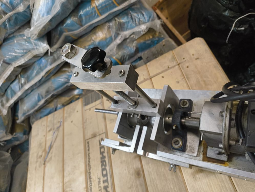 Kabel abisoliergerät mit Motor (Gebraucht) in Birsfelden für CHF 50 ...