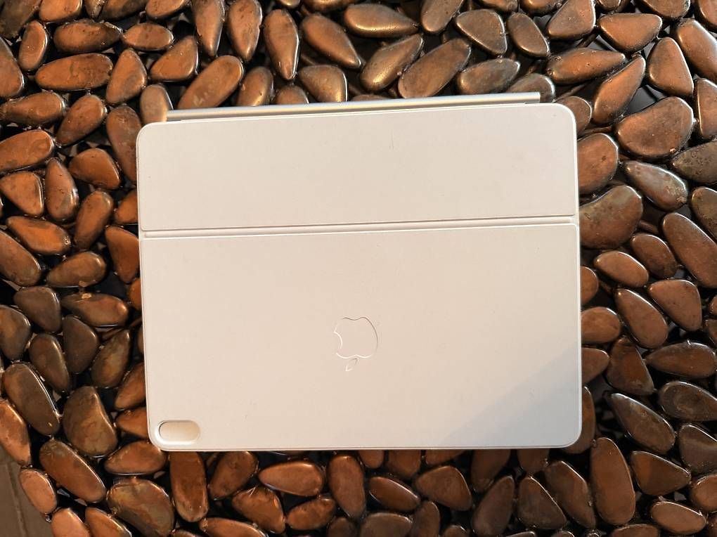 Apple iPad Air 13 (2025)Spacegrey mit Apple Magic Keyboard (Gebraucht ...