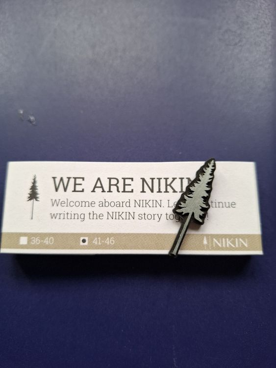 NIKIN Baum Anstecknadel Pin Badge Rarität neuwertig (Neu (gemäss ...