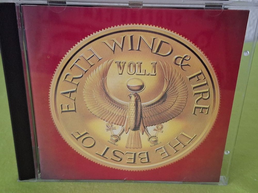 CD Earth Wind & Fire - The Best of Vol.1 (Gebraucht) in Aarberg für CHF 3.6 – mit Lieferung auf ...