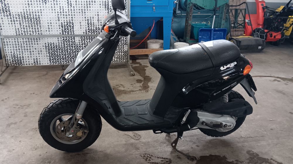 Piaggio Typhoon 125ccm, Roller, Schwarz, Occasion (Defekt) in Appenzell ...
