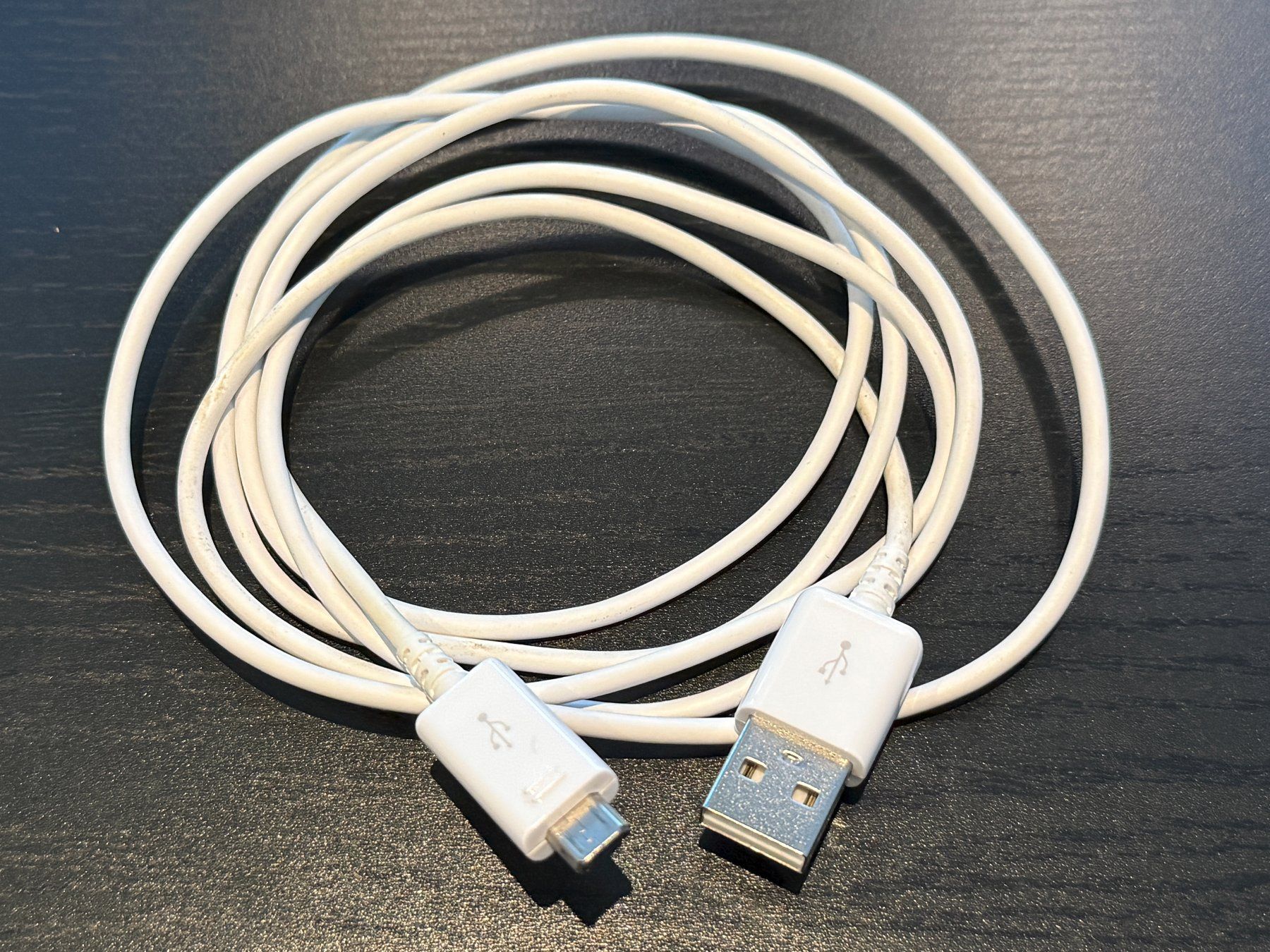 Ladekabel USB A auf USB Micro, 140 cm, Weiss (Gebraucht) in Baden für ...