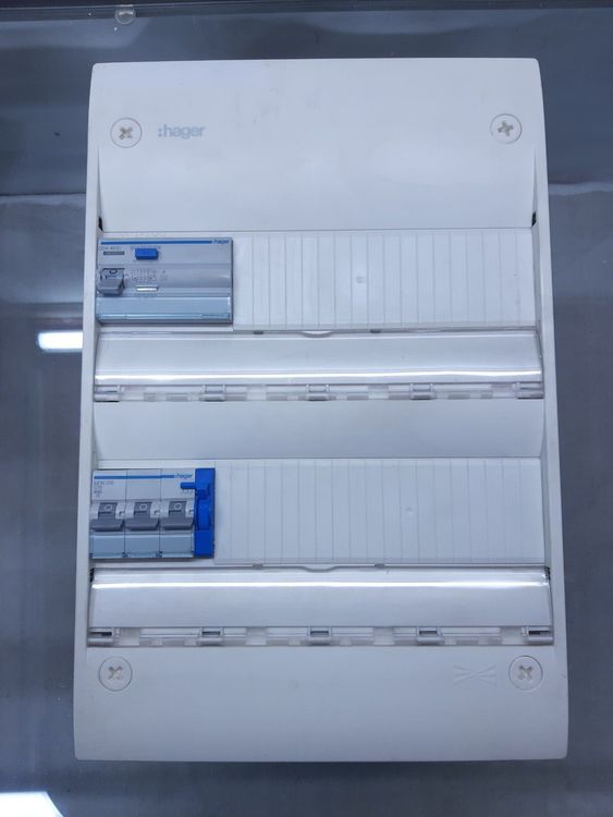 Unterverteiler hager FI 3x63A und LS 3x16A (Gebraucht) in für CHF 68 ...