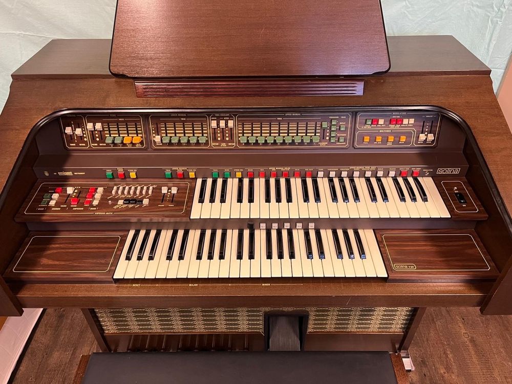 Orgel Eminent Solina (Gebraucht) in Luthern für CHF 75 – nur Abholung ...