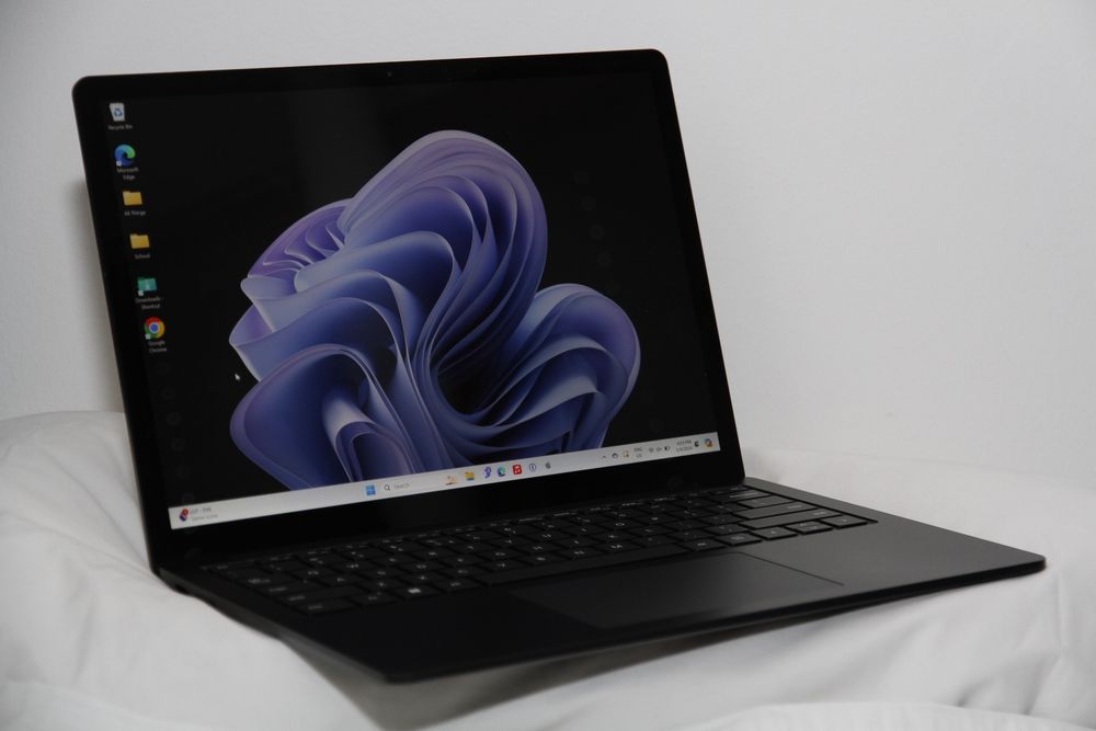 Microsoft Surface Laptop 5 — Core i7, 512GBSSD, 16GB RAM 13" | Kaufen ...