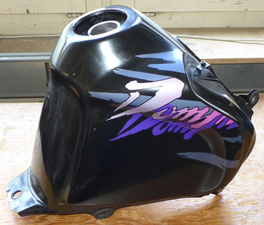 Honda Dominator original Tank NX NX650 (Gebraucht) in für CHF 125 – mit ...