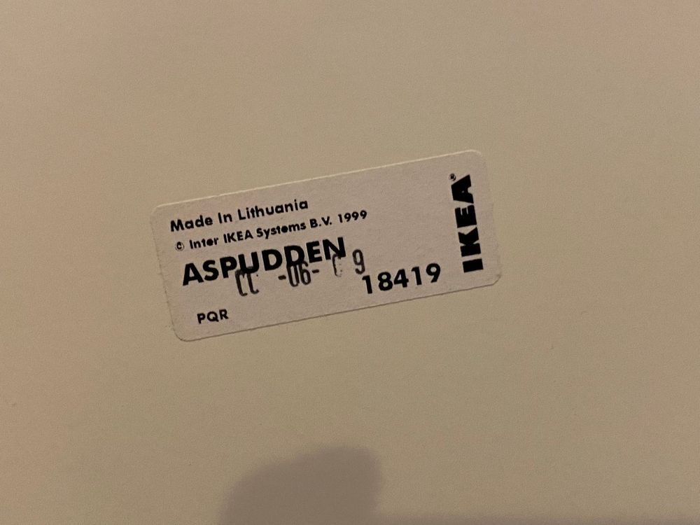 Spiegelschrank Ikea Aspudden (Gebraucht) in Liestal für CHF 41 – nur ...