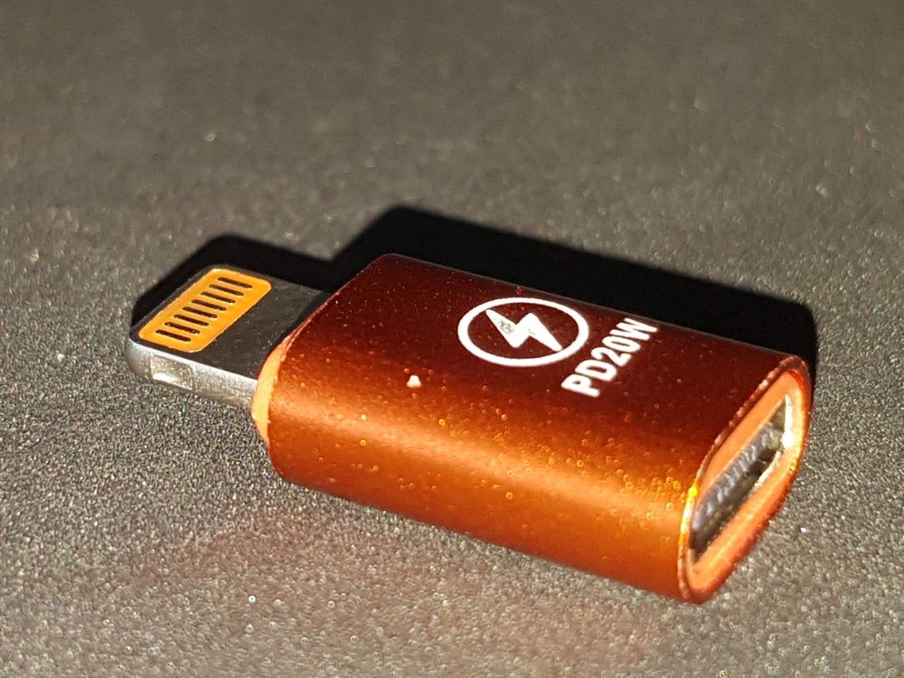 USB Typ C zu iphone APPLE Lightning (Übergangs-Adapter) (Neu und originalverpackt) in Kriens für ...