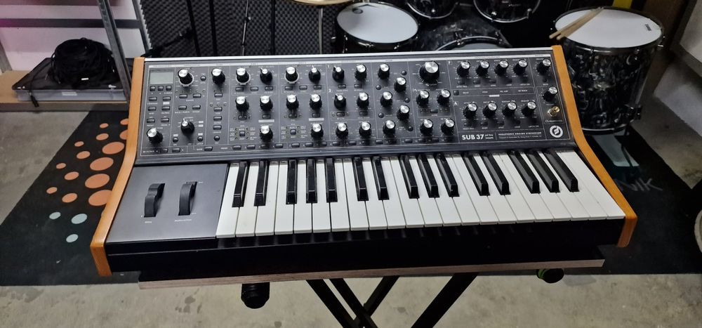 moog synthesizer sub 37 | Kaufen auf Ricardo