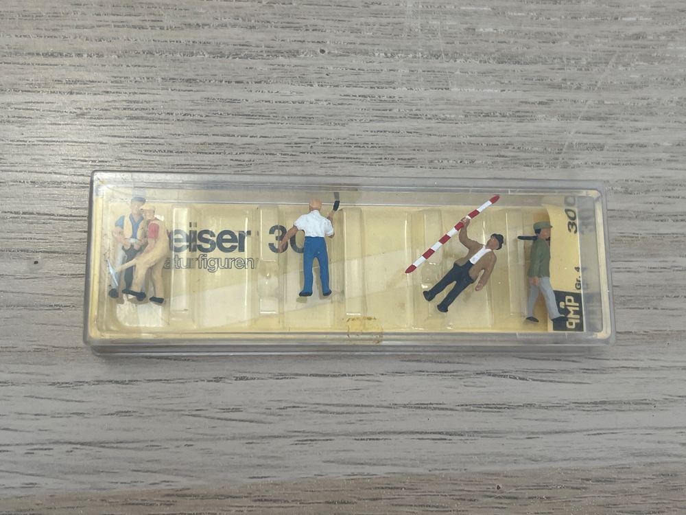 Preiser 30 H0 OVP NEU (Neuf avec emballage d'origine) à St-Aubin-Sauges ...