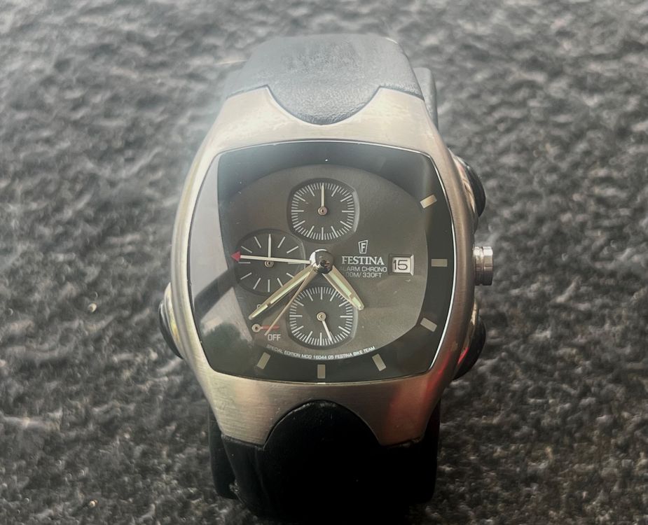 Festina 16044 Alarmchronograph Armbanduhr Quarz Uhr (Gebraucht) in ...