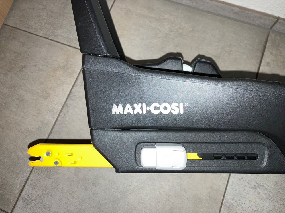 3 Way Family Fix Familyfix One I-Size für Pebble pro Pearl (Gebraucht) in Giswil für CHF 78 ...