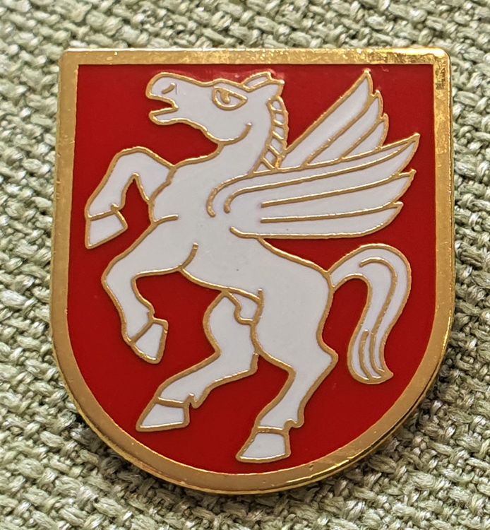 P344 - Pin Schweiz Gemeinde Wappen Gemeindewappen - Bargen (Gebraucht) in Reinach BL für CHF 2 ...